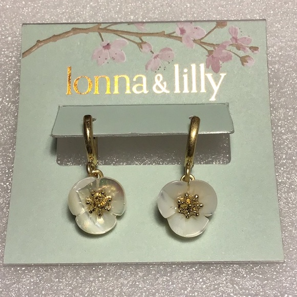 lonna & lilly | Jewelry | Lonna Lilly Earrings Nwt 220 White Flower ...